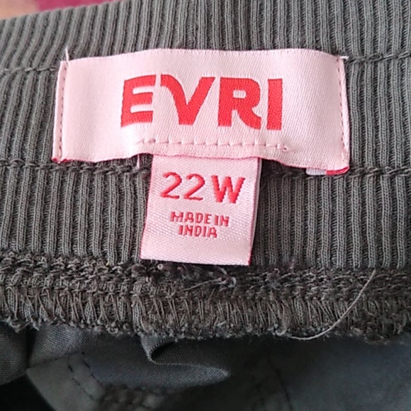 EVRI | Shorts | Evri Soft Utility Plus Size Shorts 22w24w | Poshmark